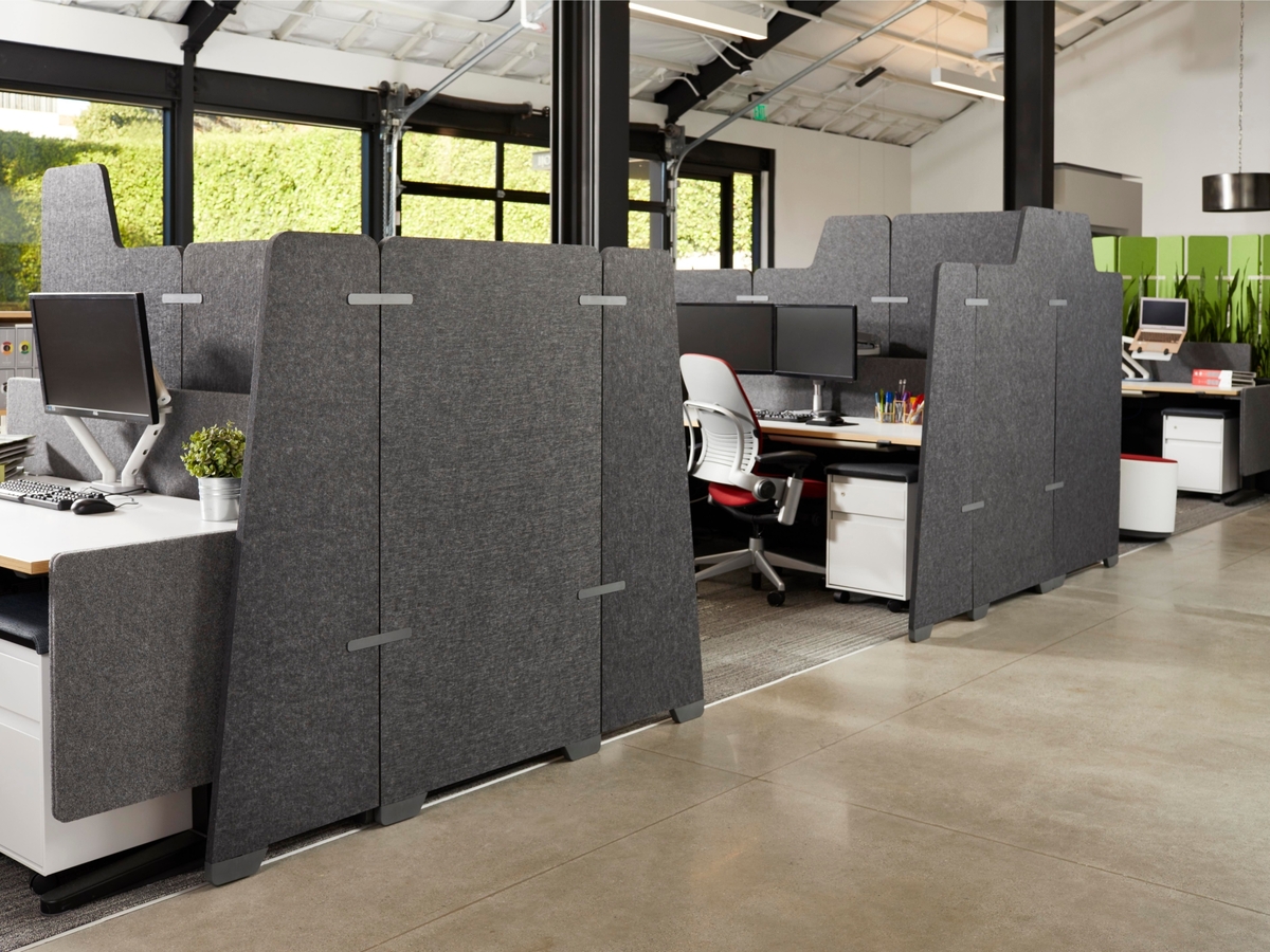 Desk Partition - Z&V